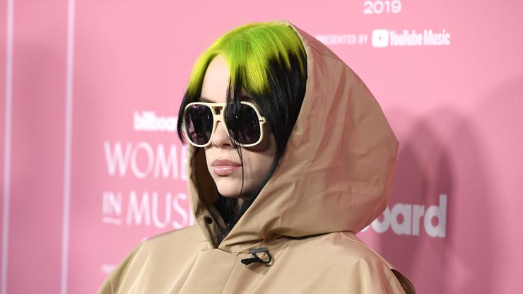 Billie Eilish Launches Sustainable Clothing Collection With H&M - New ... Billie Eilish Launches Sustainable Clothing Collection With H&M - New ...